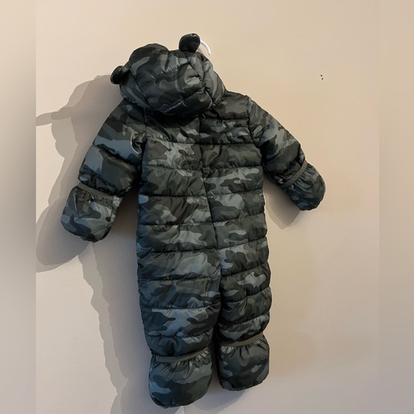 GAP | One Pieces | Used Baby Gap Snowsuit 6 Months | Poshmark